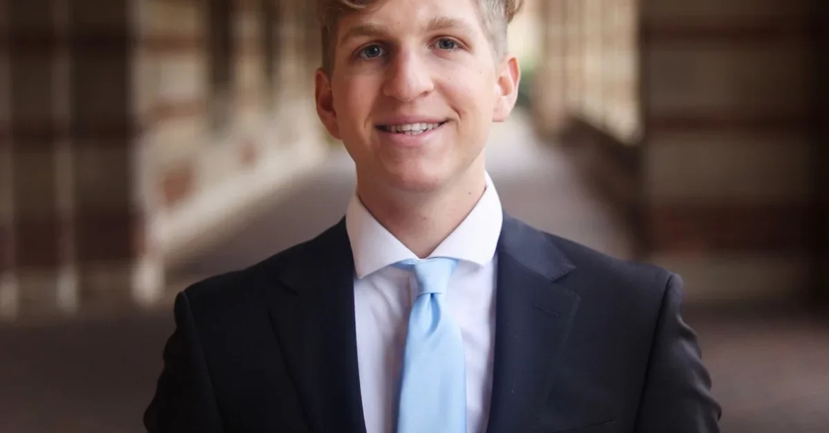 Undergraduate Student Researcher Sam Leistiko receives 2024 Whitcome ...